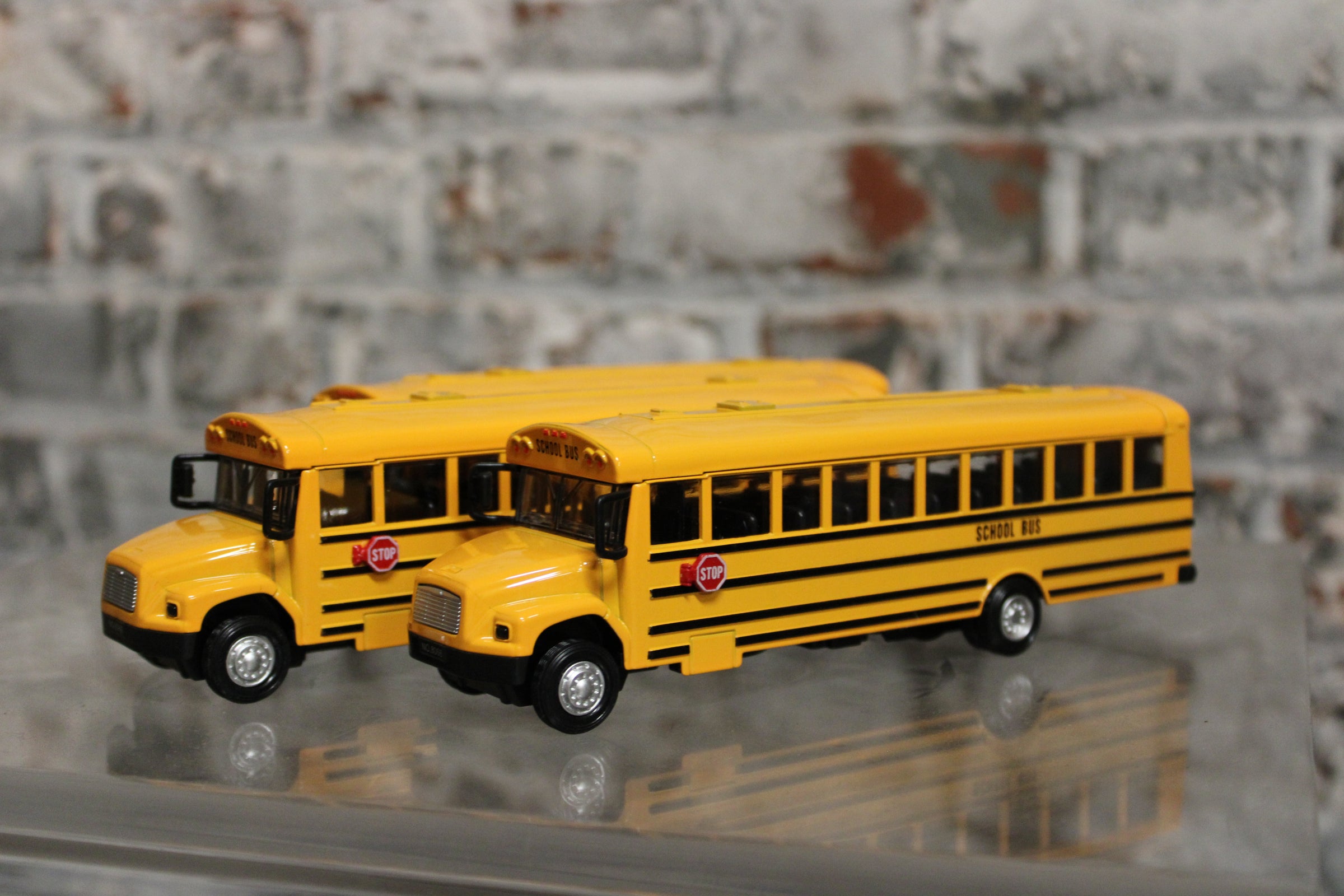 ic bus toy