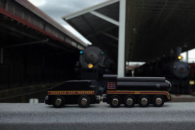 611 Locomotive and Tender Wooden Toy | Virginia Museum of ...